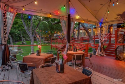 The County Line | Legendary Austin Barbecue on the Lake